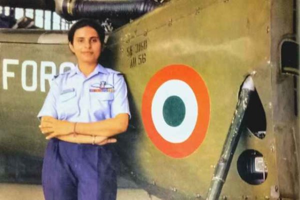 Gunjan Saxena The Kargil Girl Wiki, Age, Height, Family, Husband ...