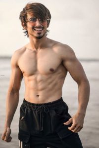 Adnaan Shaikh (TikTok) Wiki, Age, Wife, Girlfriend, Family, Biography ...