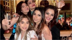 Sshura Khan (Makeup Artist) Wiki, Age, Family, Instagram, Height ...